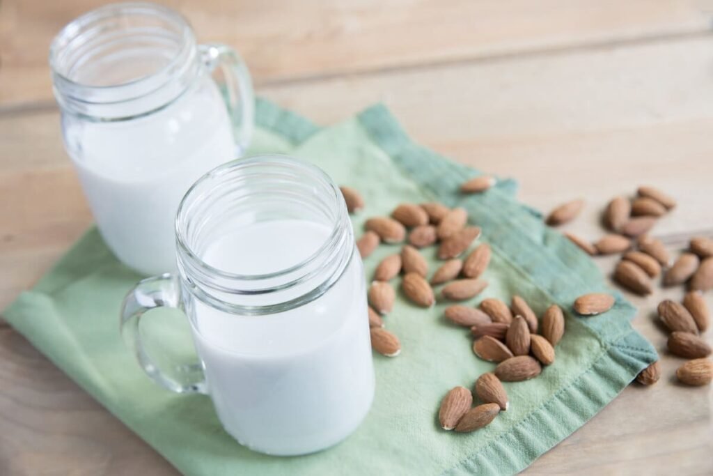 Diferencias entre la leche de cabra y la leche de vaca - Fuertes con leche